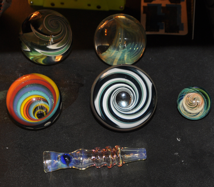 RAH Yokohama／Dairy IronMag｜Thanks♪♪♪ Kumbhglass Exhibition「Grims」at RAH ...